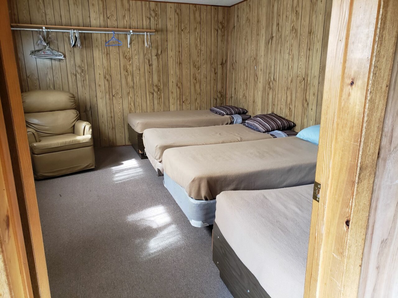 Cabin Rates | Trapper’s Point Camp | Fishing, Bear Hunting, Cabins ...